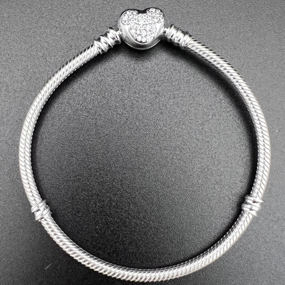Pandora | Jewelry | Disney X Pandora Moments Mickey Mouse Heart Clasp ...